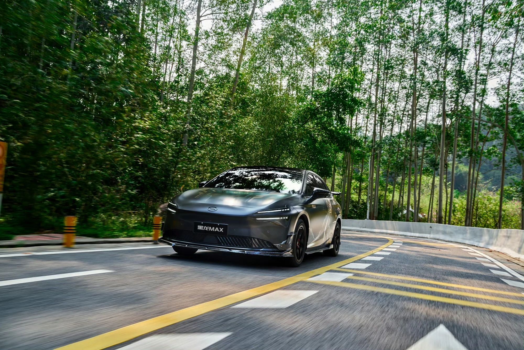 埃安变阵：2025年推增程、插混产品，AION V开启独立发展2.0-新浪汽车