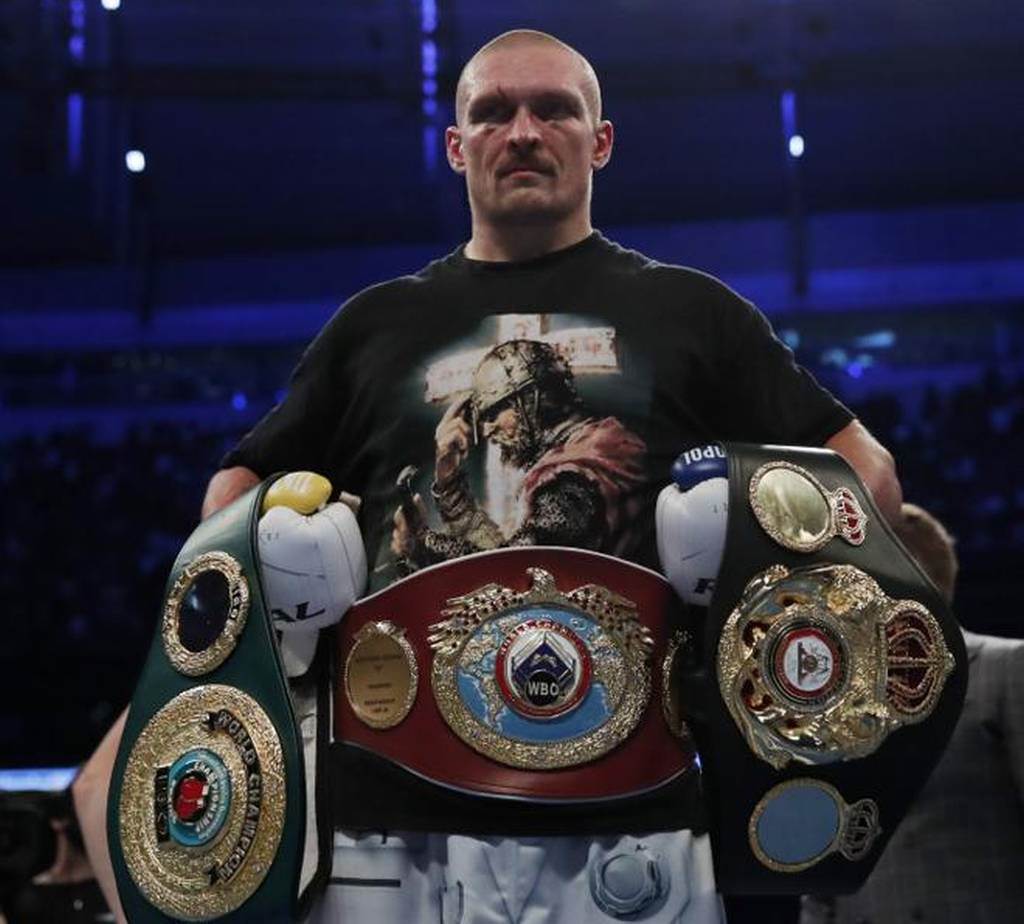 世界重量级拳王宝座易主！三大拳王约书亚爆冷落败，险遭对手KO|约书亚|拳王|安东尼_新浪新闻