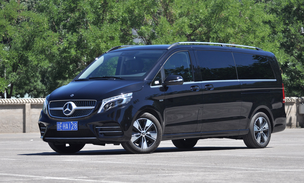 9速变速箱和空气悬架加持 2020款奔驰V260L表现如何？