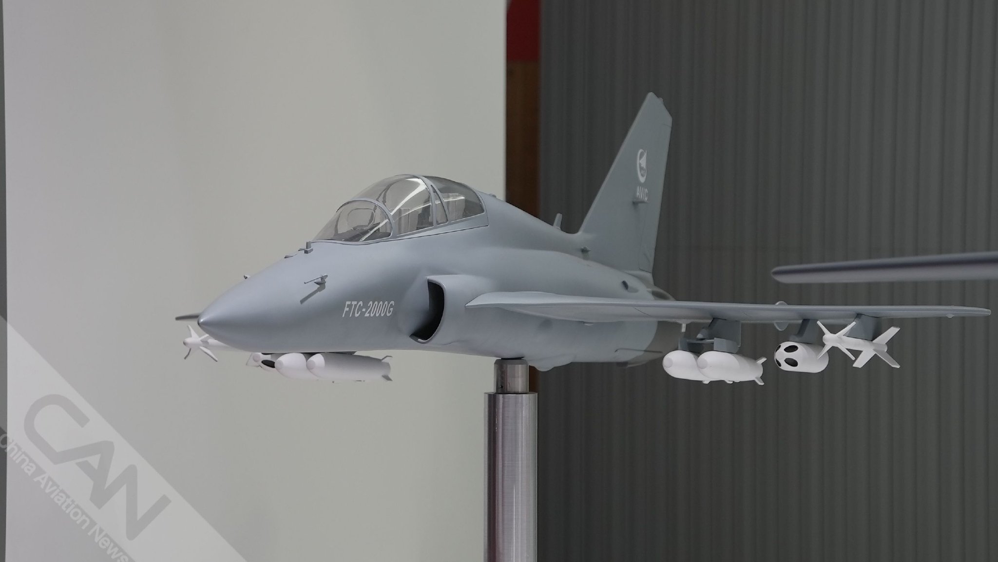 FTC-2000G亮相巴黎航展中国航空工业集团展台。|巴黎航展|展台|中国航空工业集团_新浪新闻