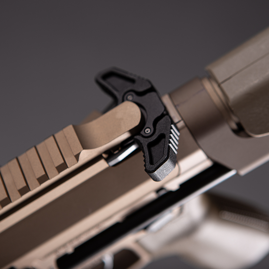 马克沁PDX短管步枪：这把突击步枪很短，可以直接藏包里|马克沁|短管|步枪_新浪新闻