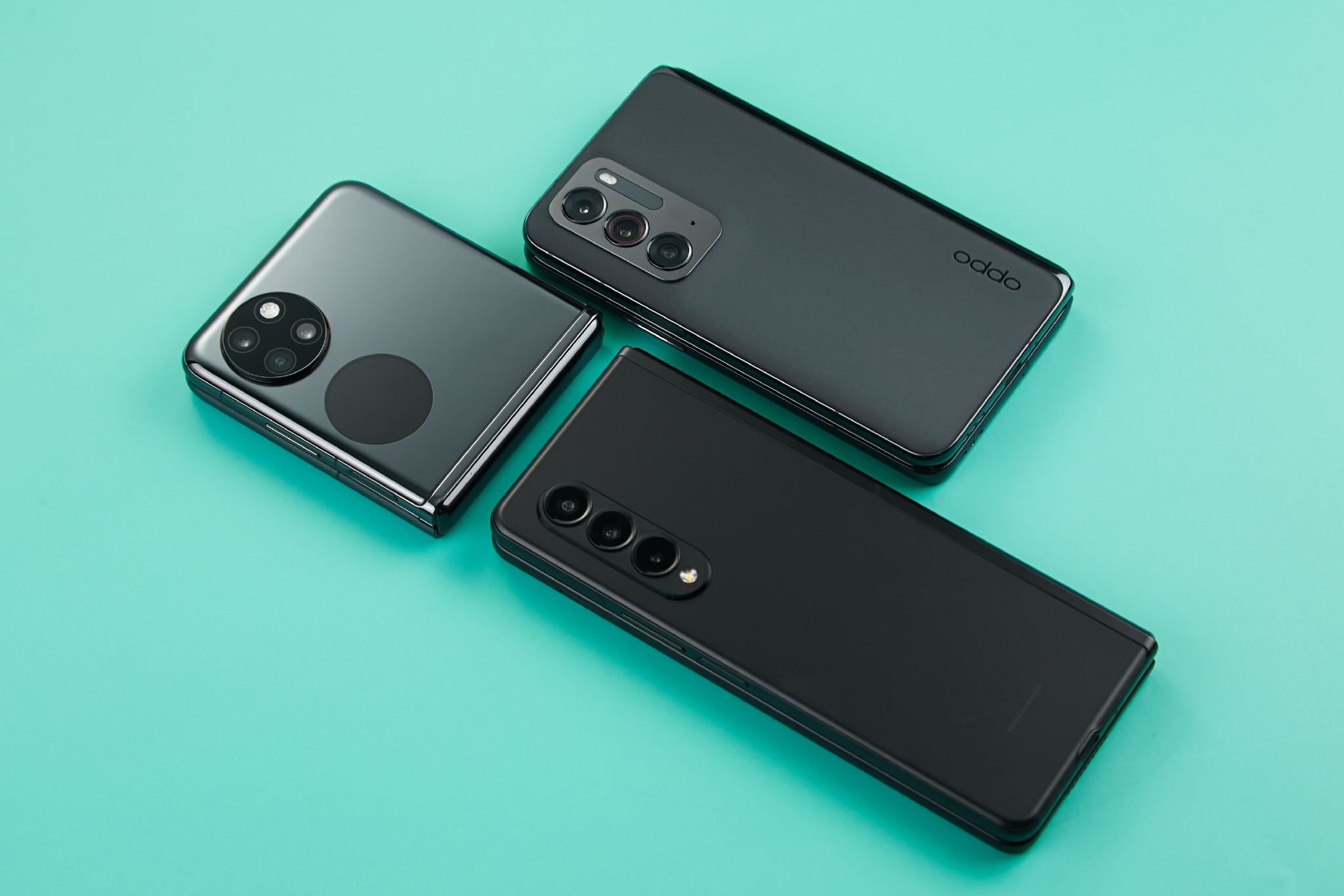 试玩华为P50 Pocket，对比三星OPPO折叠屏，说说我的真实感受__财经头条