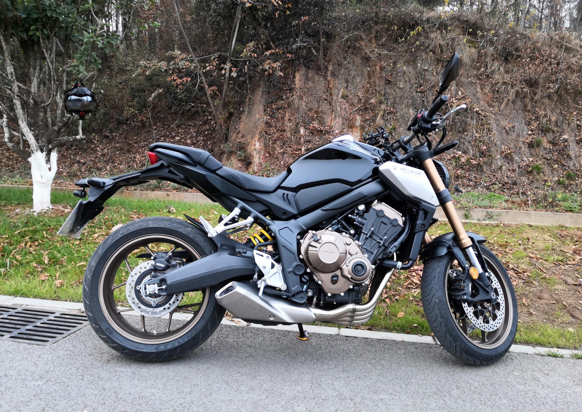 从试驾本田CB650R的感受来理解本田的中庸设计理念__财经头条