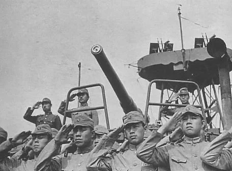 伪满时期旧照片，展现从伪满皇宫到农家炕头的东北影像