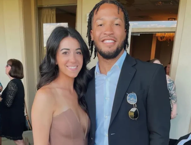 羡慕！布伦森今夏签大合同，求婚貌美女友成功，事业爱情双丰收|求婚|布伦森|女友_新浪新闻