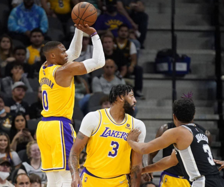 因祸得福？威少加盟快船队不仅能争冠，还能复仇湖人队|快船队|湖人队|复仇_新浪新闻