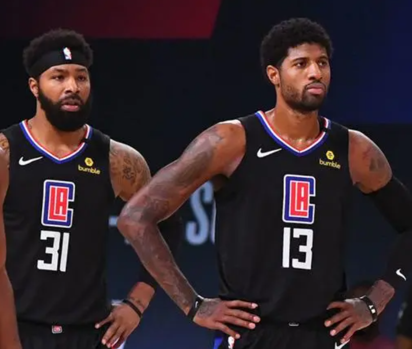 万幸！乔治仅仅是常规赛报销，季后赛有望提前回归，还能争冠|快船队|常规赛|季后赛_新浪新闻