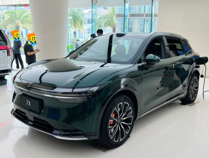 金九银十购车，极氪7X、蔚来ES6、智界R7谁能成为SUV最强王者？-新浪汽车