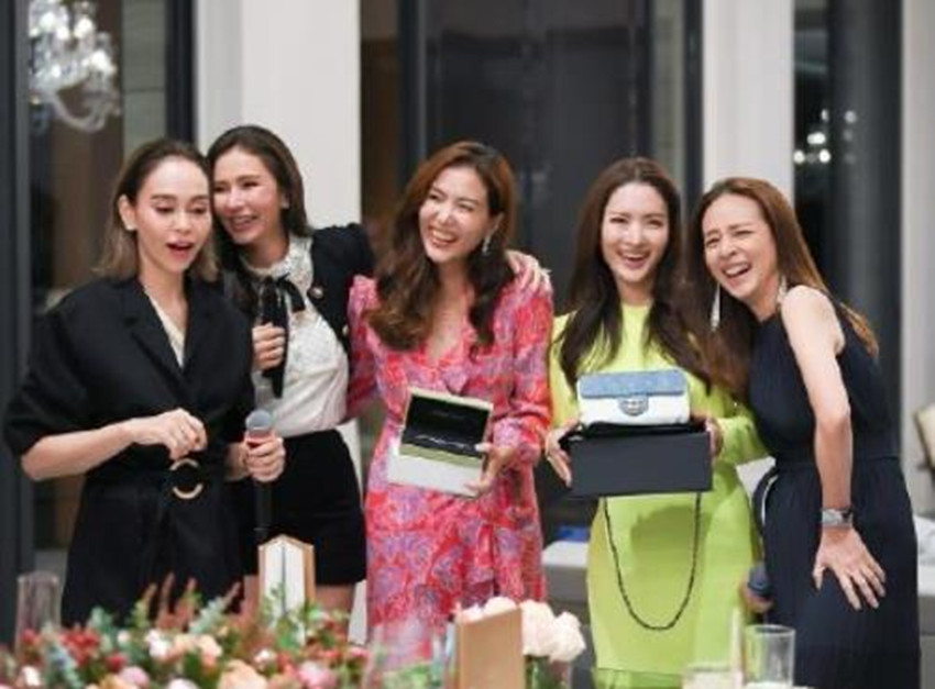 华裔名媛伍伦盼举办晚宴，泰剧女神Aump、Ann、Noon、Aff齐亮相