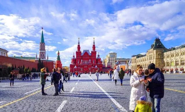 “阴盛阳衰”的俄罗斯，女比男多出1016万，为何俄国男性这么少？