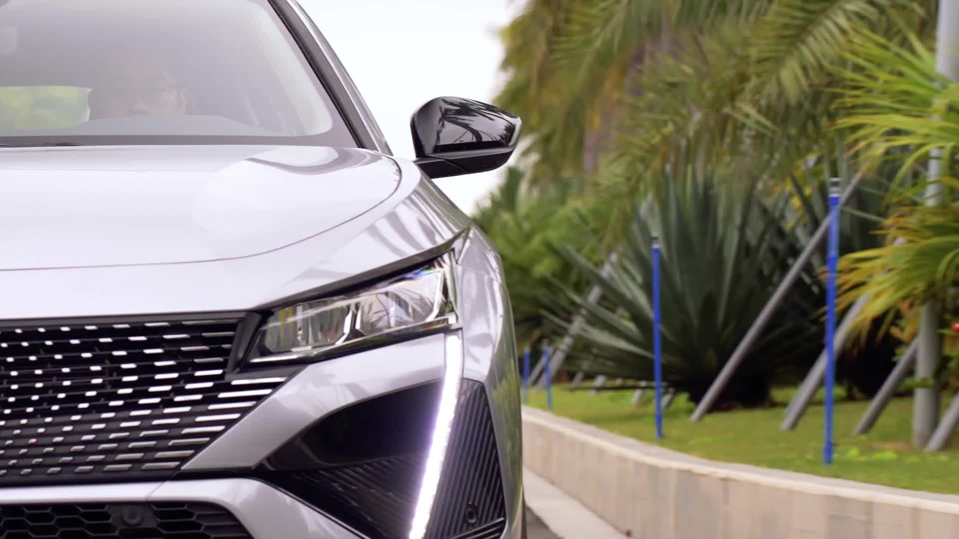 抢先体验东风标致408X：原汁原味！Z世代的法式大餐|试驾评测|中级车评测|标致_新浪新闻