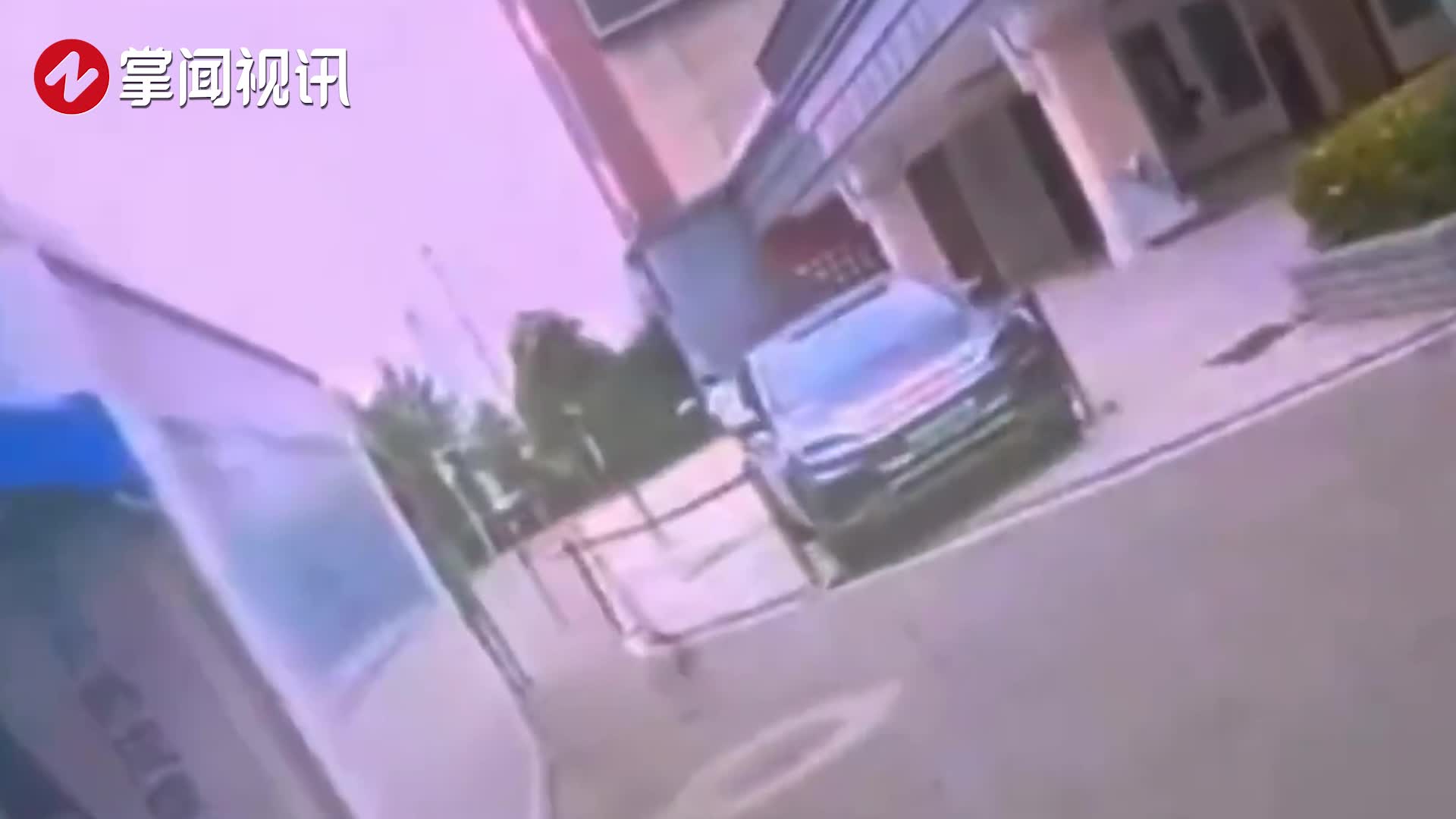 武汉校园被撞致死小学生的母亲坠楼身亡 此前曾被网友指责衣着 含视频 手机新浪网