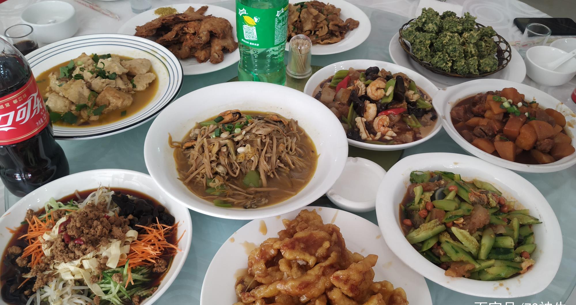 东北饭店菜量大，给人感觉东北人吃得多，这是事实吗