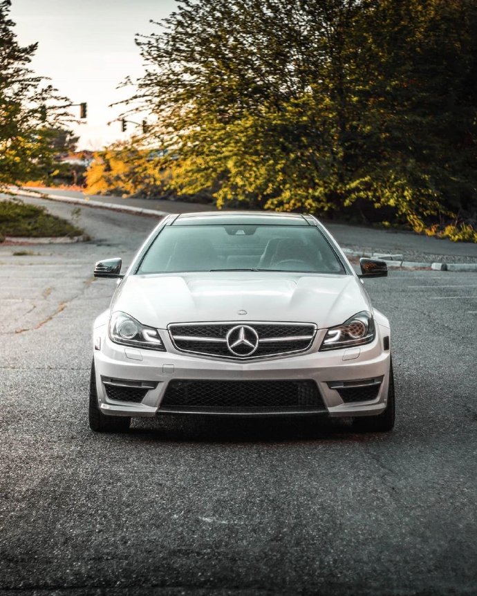 奔驰 W204 C63 Coupe AMG