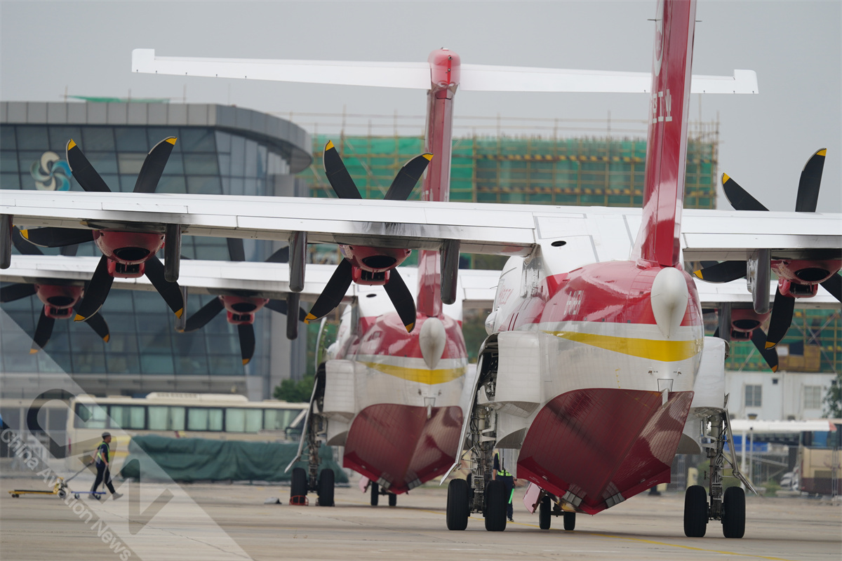 双机抵达！AG600M抵达珠海参加中国航展！（摄影：岳书华）|岳书华|航展|珠海_新浪新闻