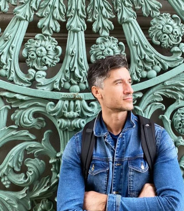 男模JayRoberts成为了时尚买手，精彩演绎人生下半场|人生|珠宝|男演员_新浪新闻