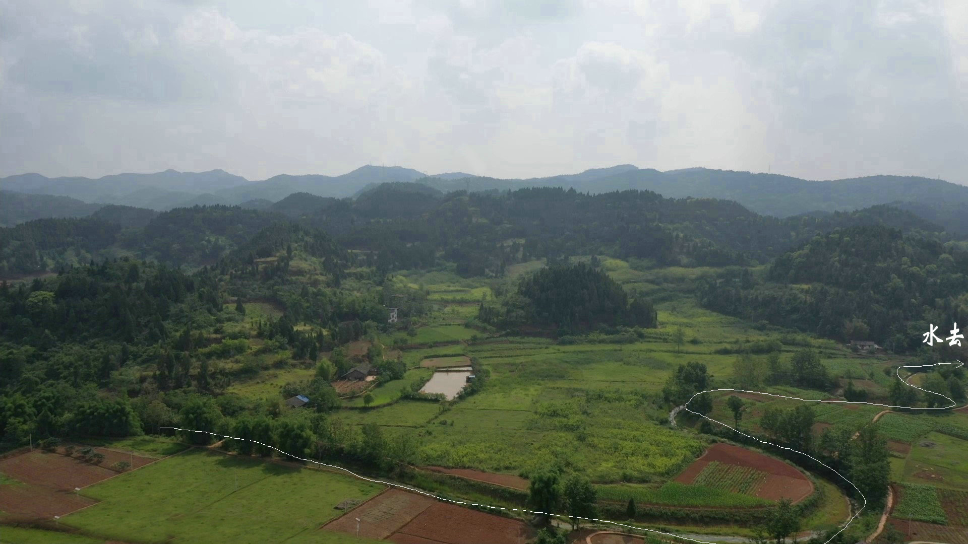 九脑芙蓉帐，回龙顾祖逆收仓板水，大美风水宝地__财经头条