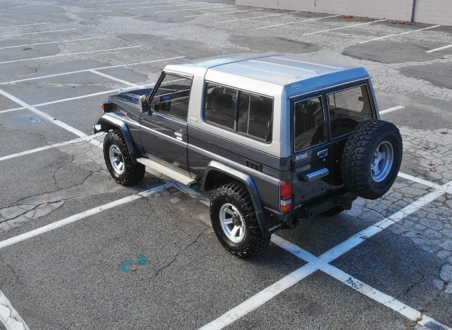 1990 Toyota Land Cruiser HZJ73