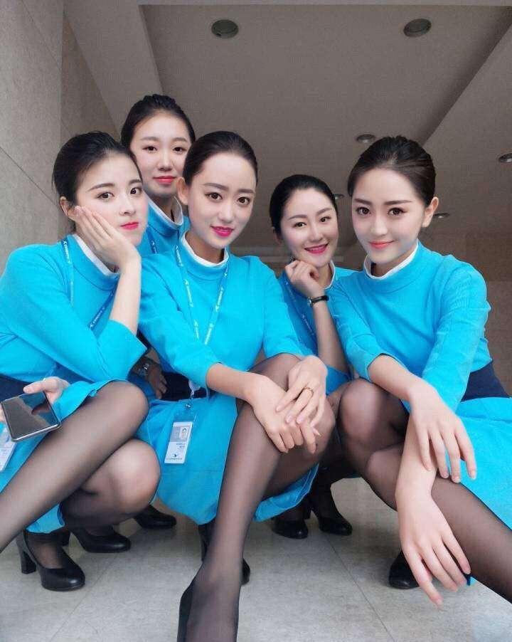 国内航班:你最喜欢哪一家空姐?哪家空姐更美丽更漂亮? 财经头条
