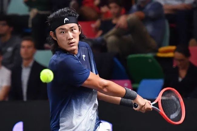 不甘失利，顽强逆转，张之臻拿下2023赛季最具份量的胜利