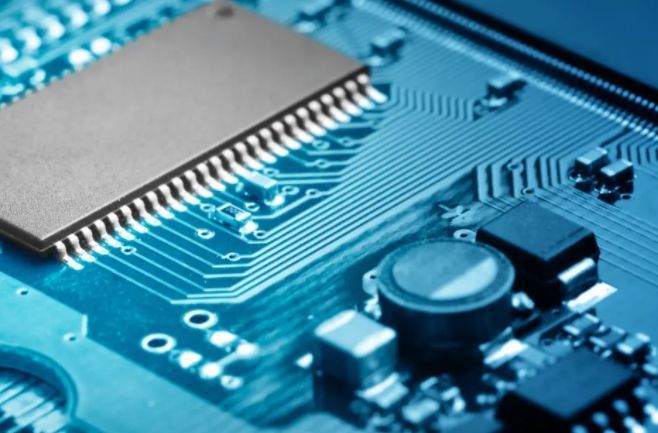 实现3D芯片所采用的不同技术（一）