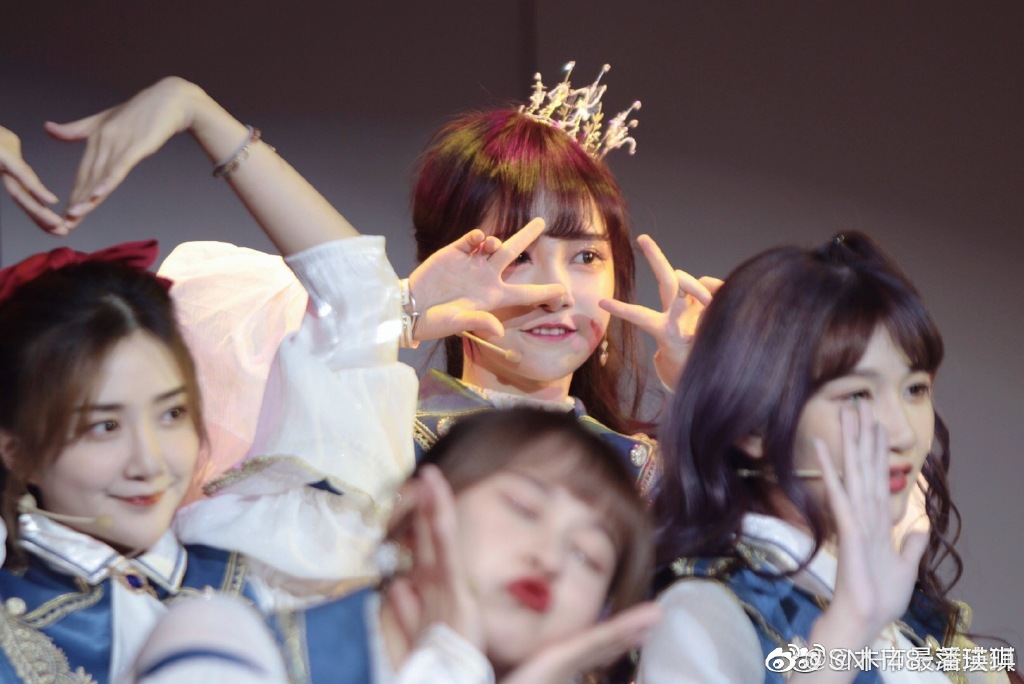 美少女SNH48-潘瑛琪迷人美照欣赏好看啊