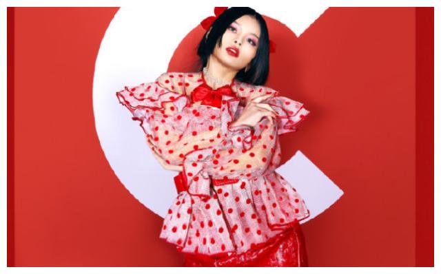 被称为最丑女团的3unshine，颜值逆袭，拍封面美到不敢认__财经头条