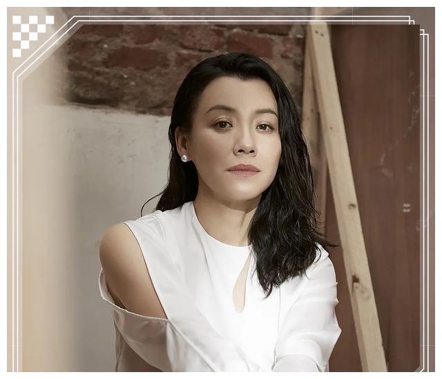 《开端》锅姨成观众阴影,刘丹靠演技出圈,盘点十位大龄女演员 开端 大龄女 刘丹 新浪新闻