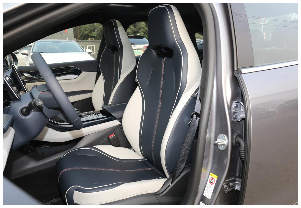 比亚迪秦PLUS·DMi配置信息确定，性价比究竟如何呢？