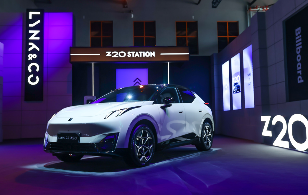 年轻人专属的纯电SUV？领克Z20售价13.59万起，值得入手！|年轻人|领克|售价_新浪新闻