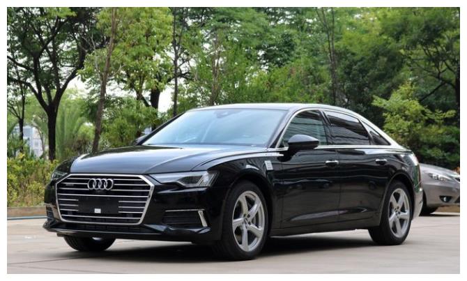 26岁年轻人的第一辆车，买红旗H9还是奥迪A6L？__财经头条