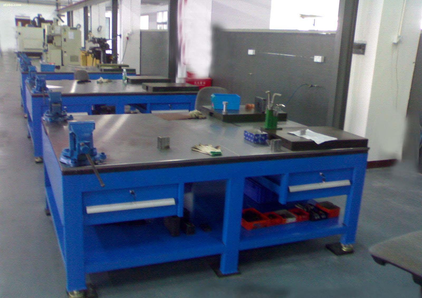 45号钢板工作台_A3钢板钳工台_钢板模具平台__财经头条