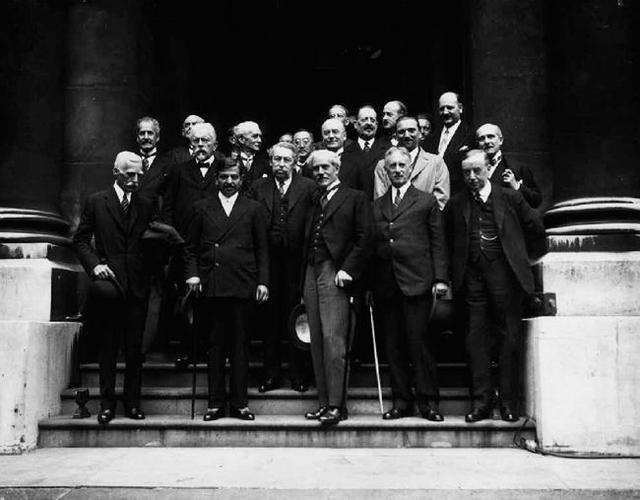 世界财团哪家强？美国有摩根，日本有三菱，韩国有三星，中国呢|财团|三菱|摩根_新浪新闻