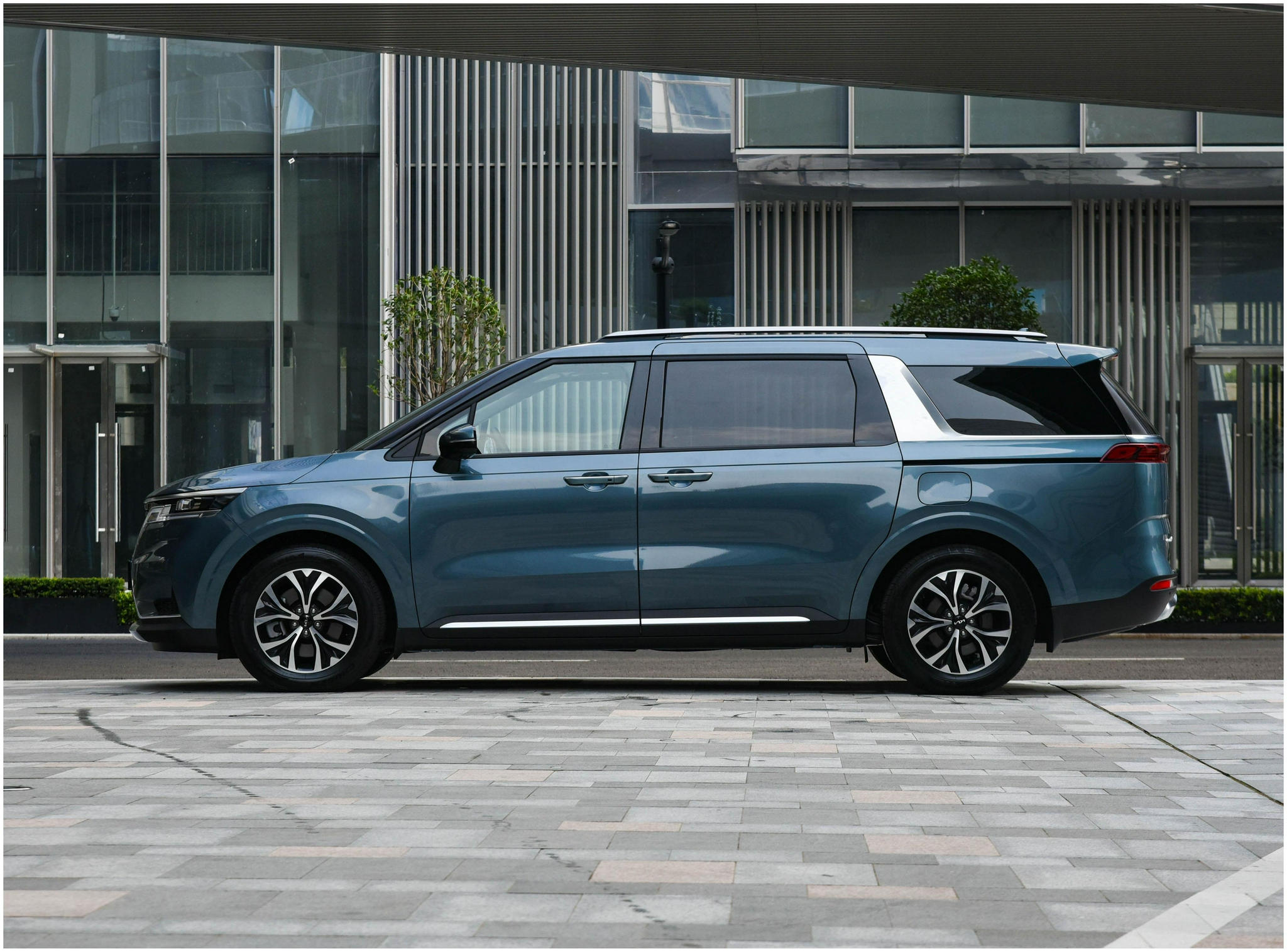 可拓展露营功能，SUV帅+MVP空间，起亚嘉华能挑战GL8吗？