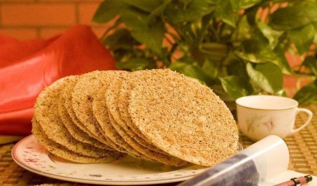 山东有名的4种美食，第一是烧饼，煎饼卷大葱没上榜|_新浪新闻