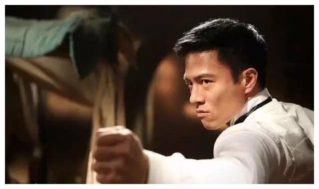 “西装暴徒”安志杰：一个演技与实力都极佳的武打演员！__财经头条