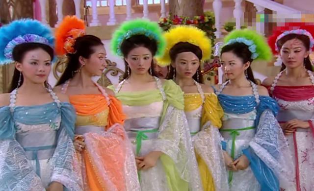 欢天喜地七仙女：仙女们重聚《王牌6》，却没人留意到“扫把星”