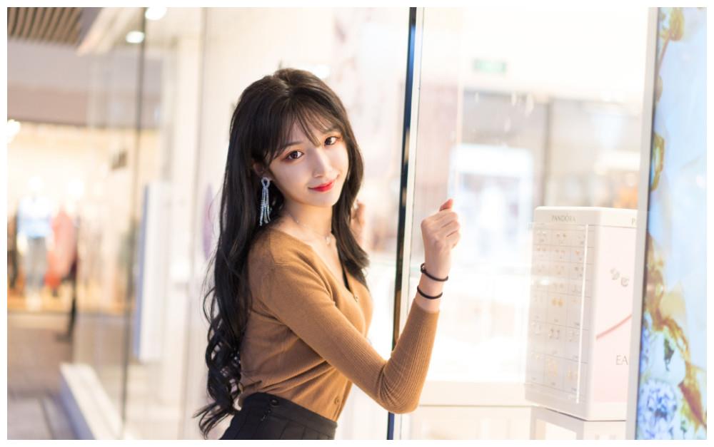 网红Abbily变性成功，如今成真正的女孩了，看上去是真的美__财经头条