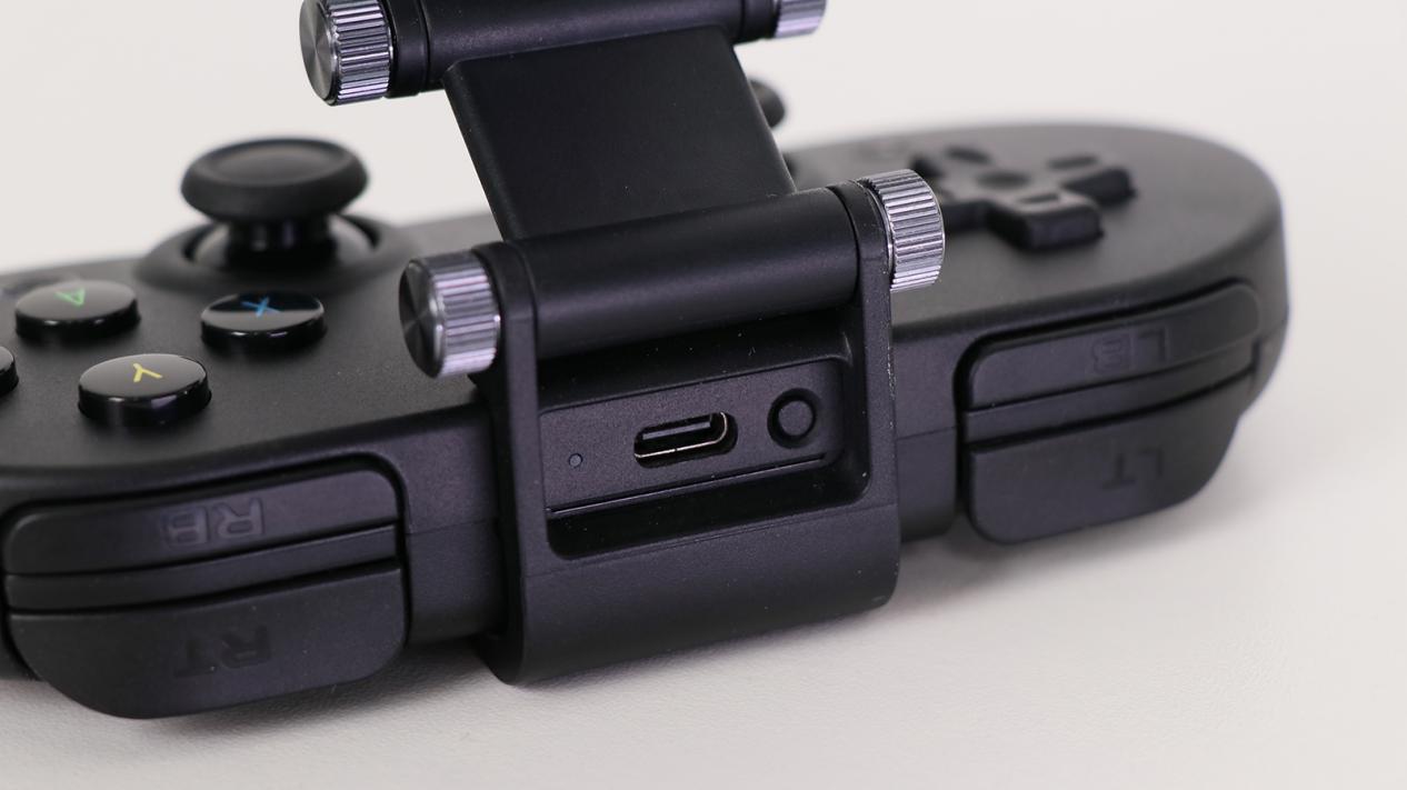 八位堂SN30 Pro微软合作版游戏手柄评测体验，这次是微软给的胆__财经头条