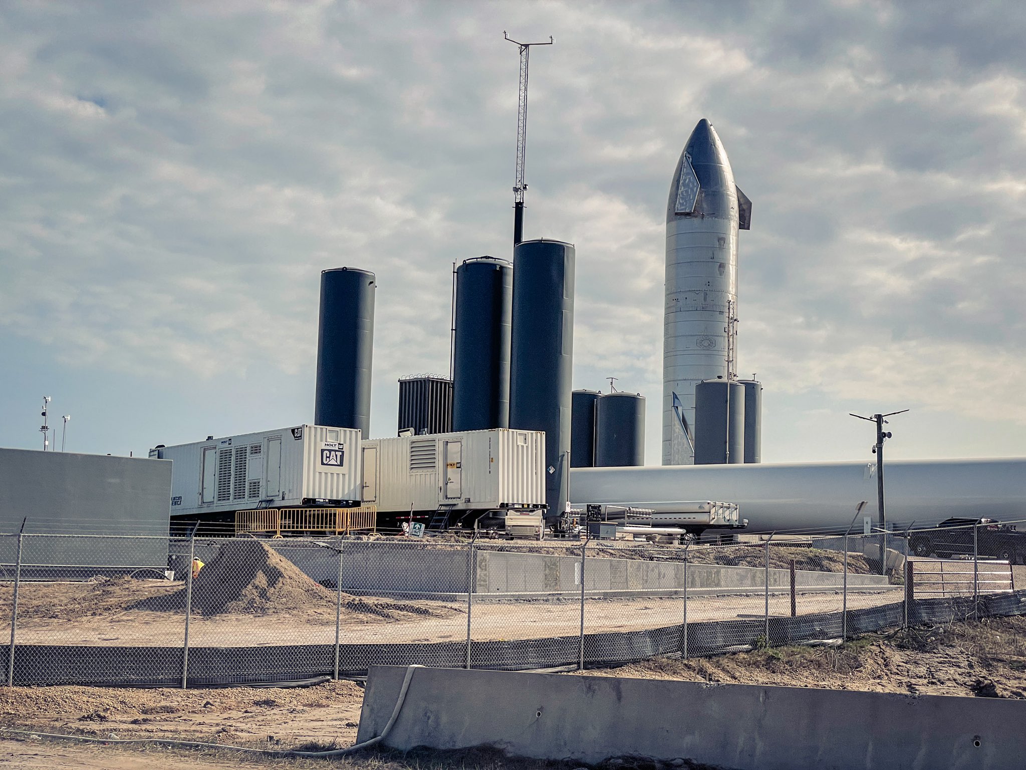 29号，SpaceX星舰SN9原型机将进行1万2千米高空亚轨道飞行测试