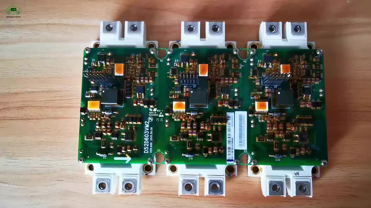 新能源汽车EV电机控制器MCU，IGBT驱动电路板维修讲解，干货！|行业新闻|汽车视频|新能源_新浪新闻