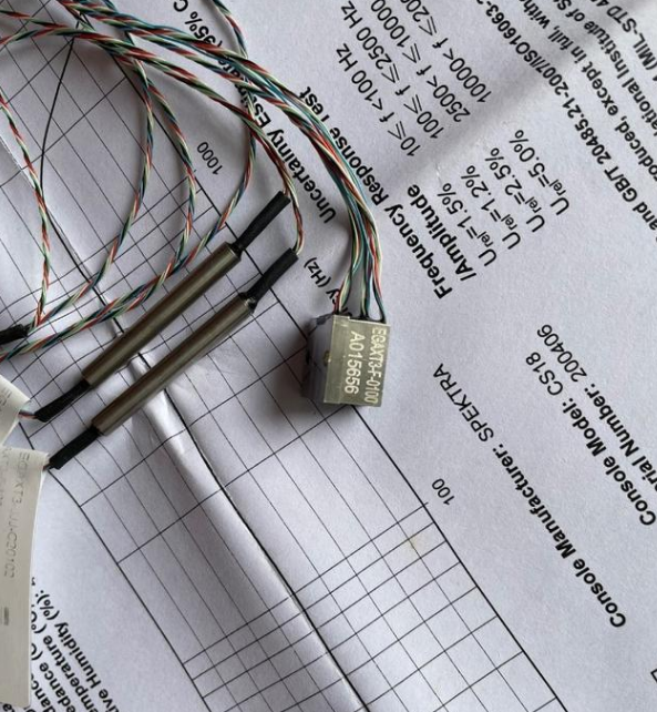 PCB加速度传感器-千图网