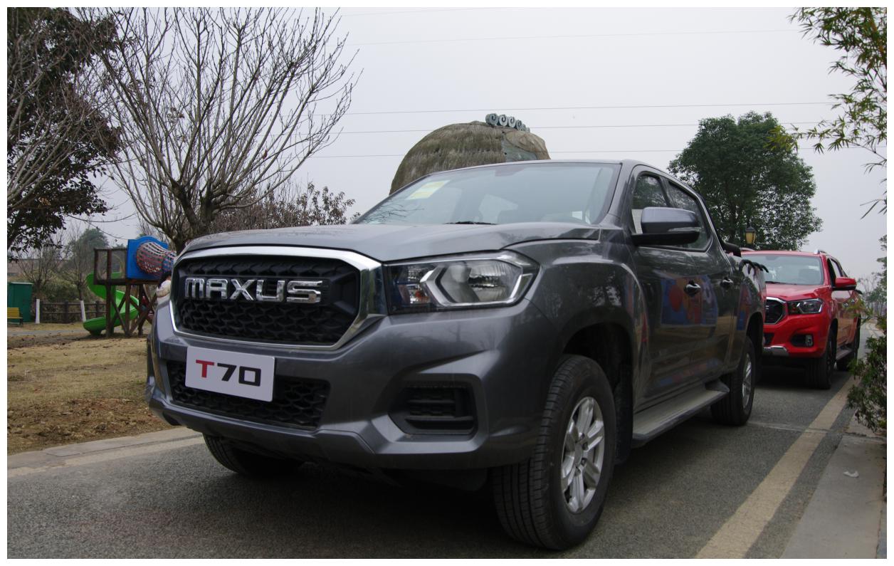 试驾上汽大通MAXUS T70，柴油猛兽动力强劲，野性十足__财经头条