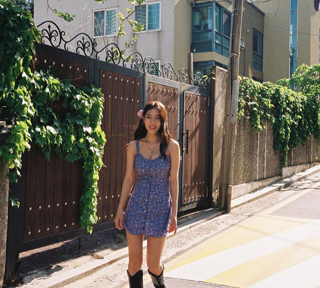 韩国网红模特jeon jisu小姐姐，拥有魔鬼身材，天使面孔