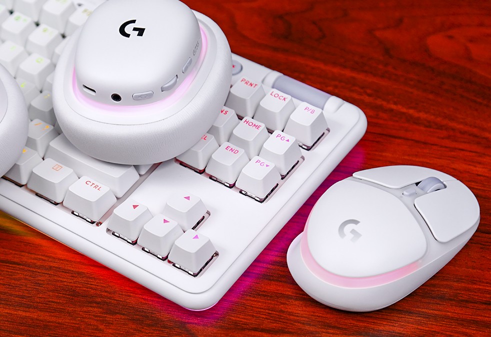 罗技Aurora极光系列游戏外设套装评测：高颜值又好用|USB Type-C|机械|灯光_新浪新闻