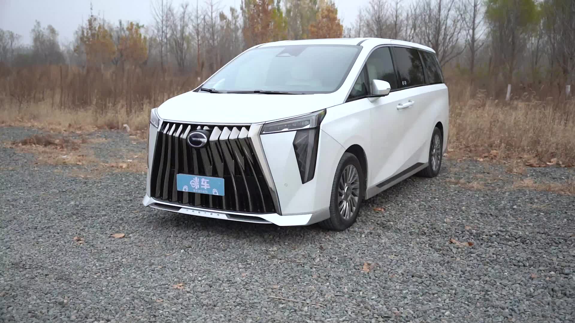 百万级的越级享受 试驾广汽传祺M8宗师版|试驾评测|汽车视频|MPV_新浪新闻