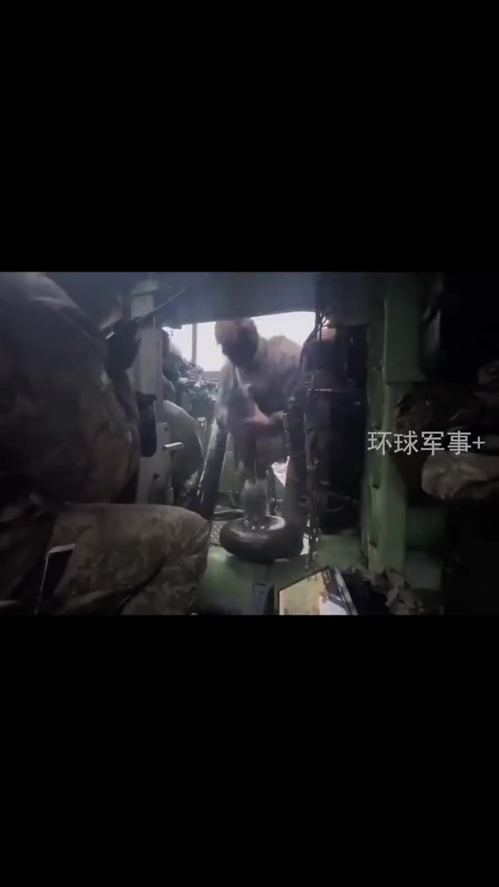 立陶宛M113装甲车又到货乌克兰，搭载120迫击炮！_新浪新闻