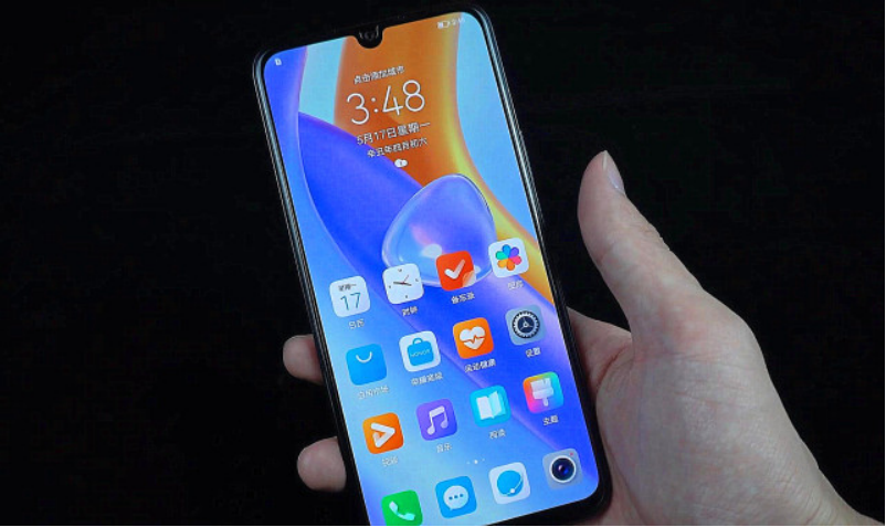 荣耀Play5对比华为Nova8SE，有多大的差距？__财经头条