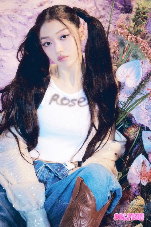 Oh My Girl成员YooA发布个人专辑最新概念照__财经头条
