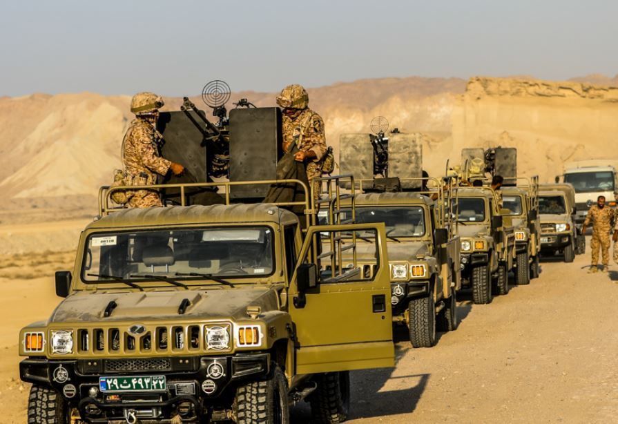 射速每分6000发！伊朗同时装备2款中国转管机枪，3管6管全都有|武器|加特林|伊朗_新浪新闻